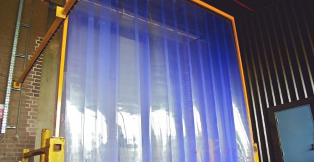 Perdele industriale din fasii PVC egale si flexibile | Separa zone